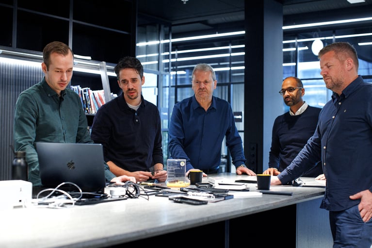 Meet the Xshielder team